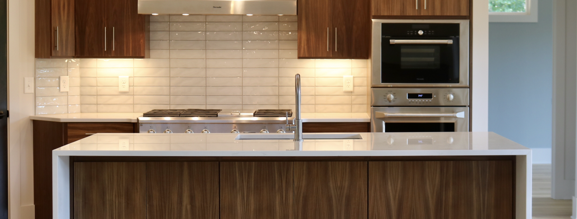 Smart Construction, Inc. – DREAM. BUILD. LIVE.